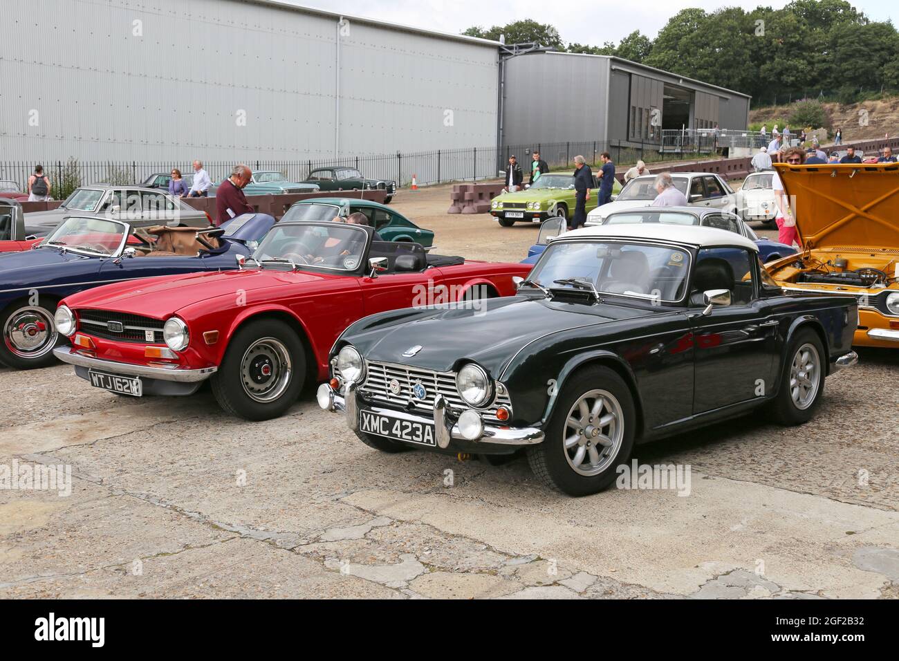 Triumph TR6 (1973) and Triumph TR4 (1963), Summer Classic Gathering ...