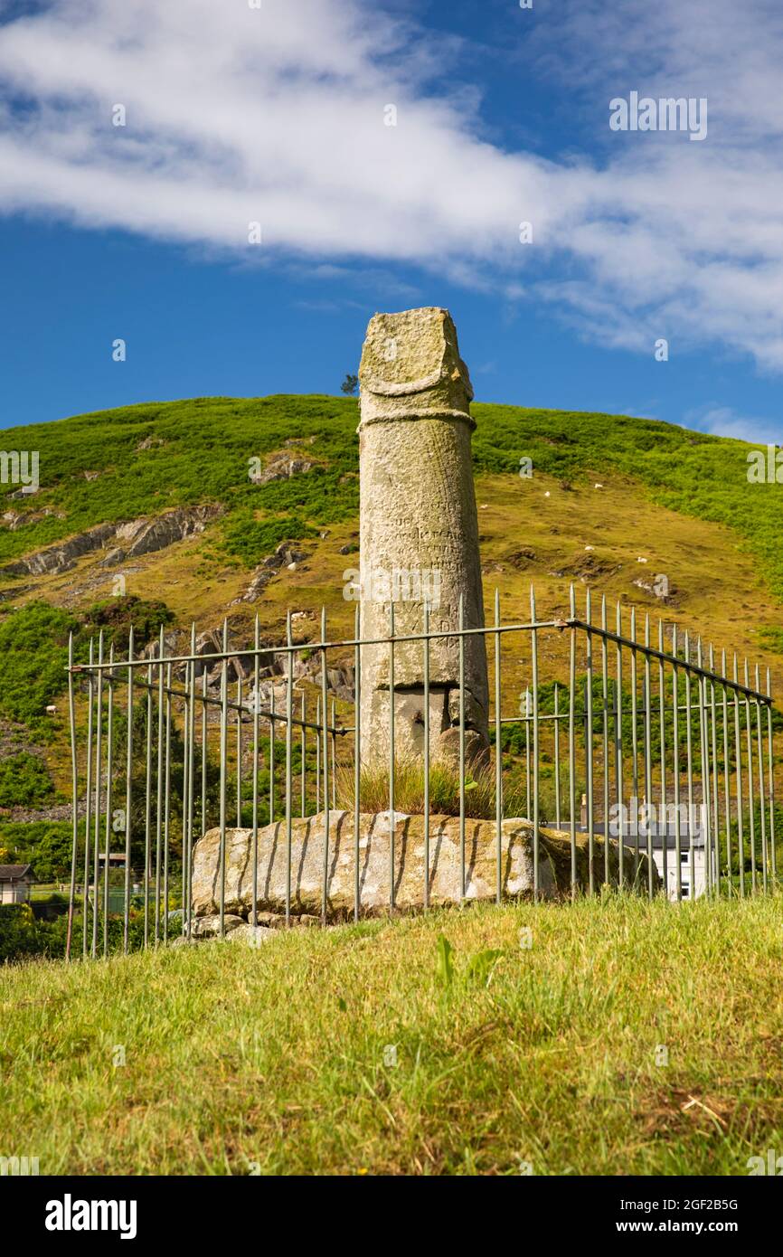 UK Wales, Clwyd, Llangollen, Eglwyseg Valley, Eliseg’s Pillar, carrying ...
