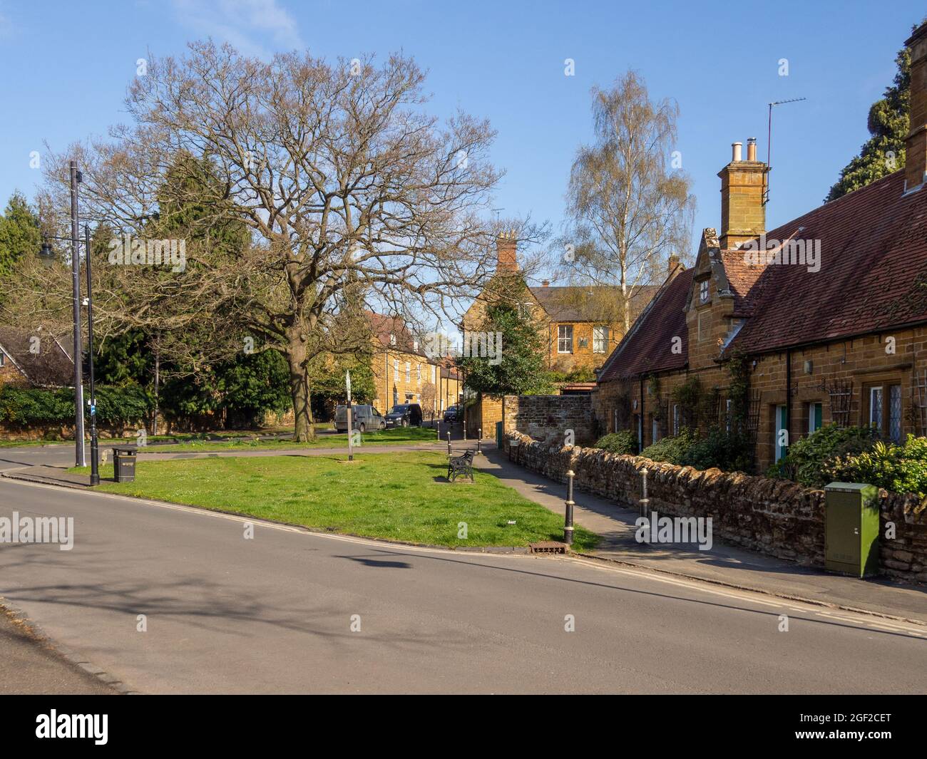 Street view in Spring in the pretty village of Dallington, Northampton ...