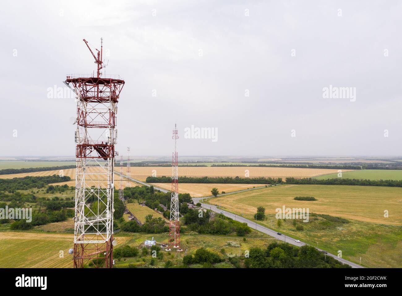 5g tower hi-res stock photography and images - Alamy