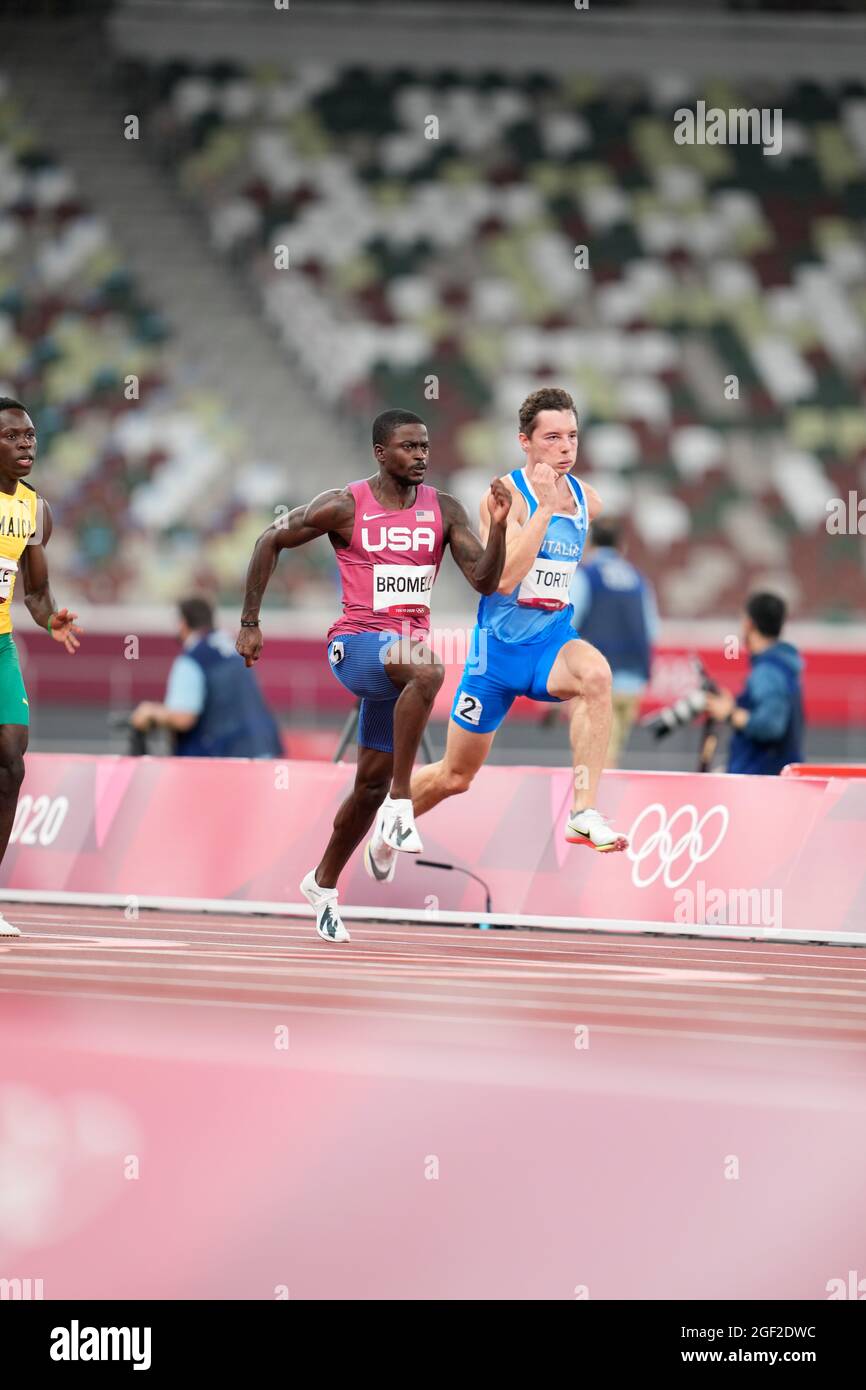 Trayvon Bromell running the 100 meters at the 2020 Tokyo Olympics Stock ...