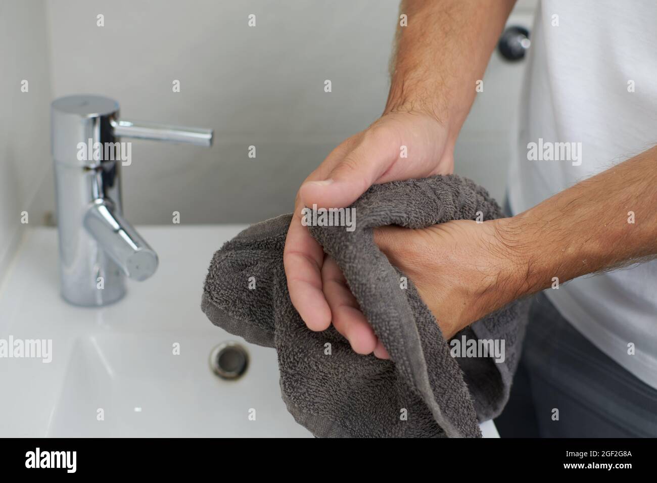 Drying hands towel hi-res stock photography and images - Alamy