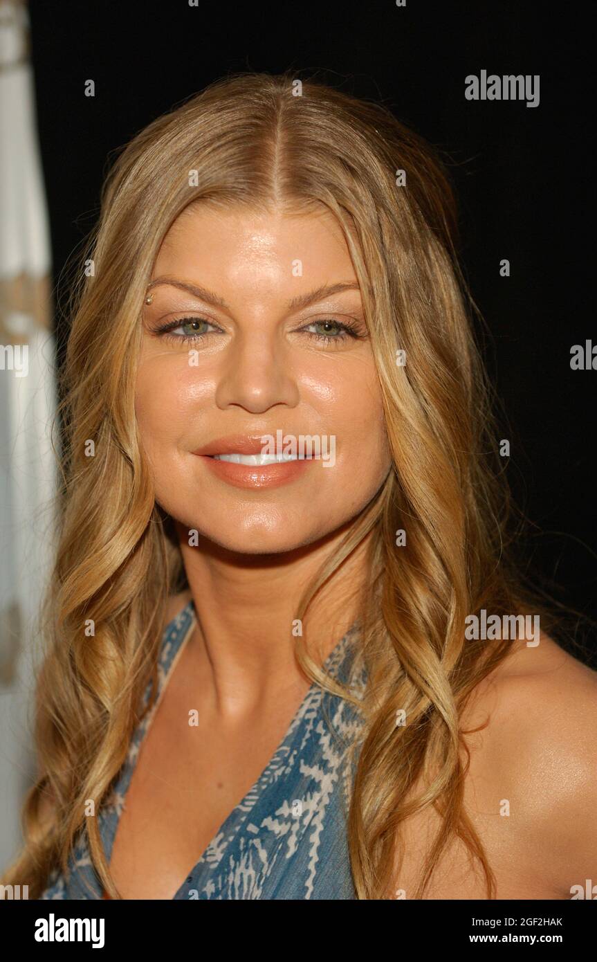 Singer Stacy Ferguson aka Fergie attends red carpet arrives at the 25th ...