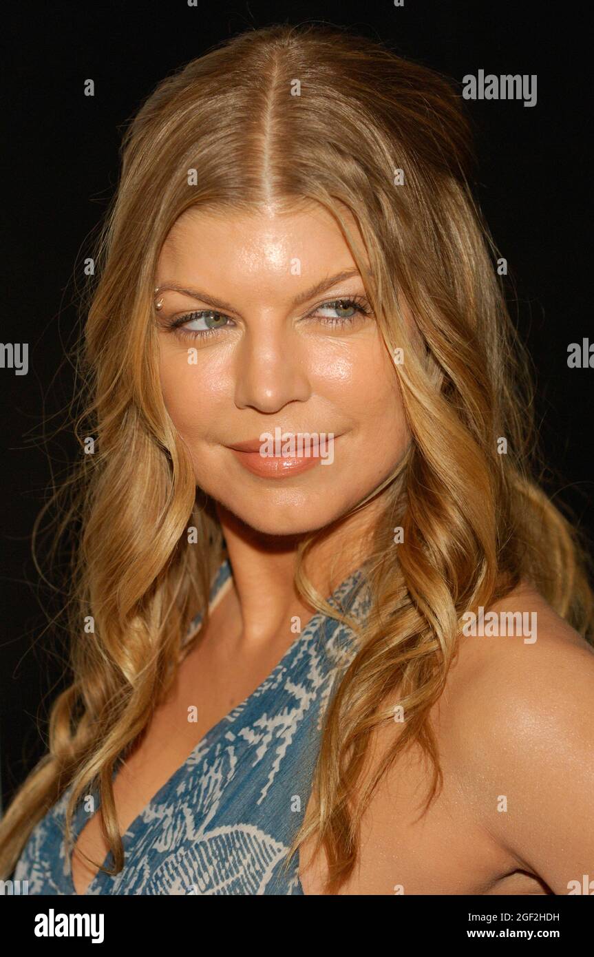 Singer Stacy Ferguson aka Fergie attends red carpet arrives at the 25th ...