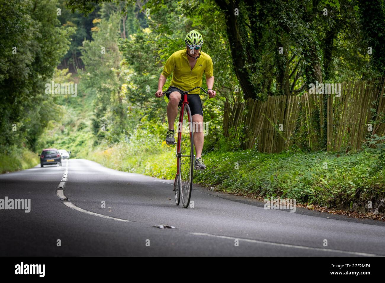 Cyclists race up to Beachy Head from Eastbourne for the Beachy Head ...