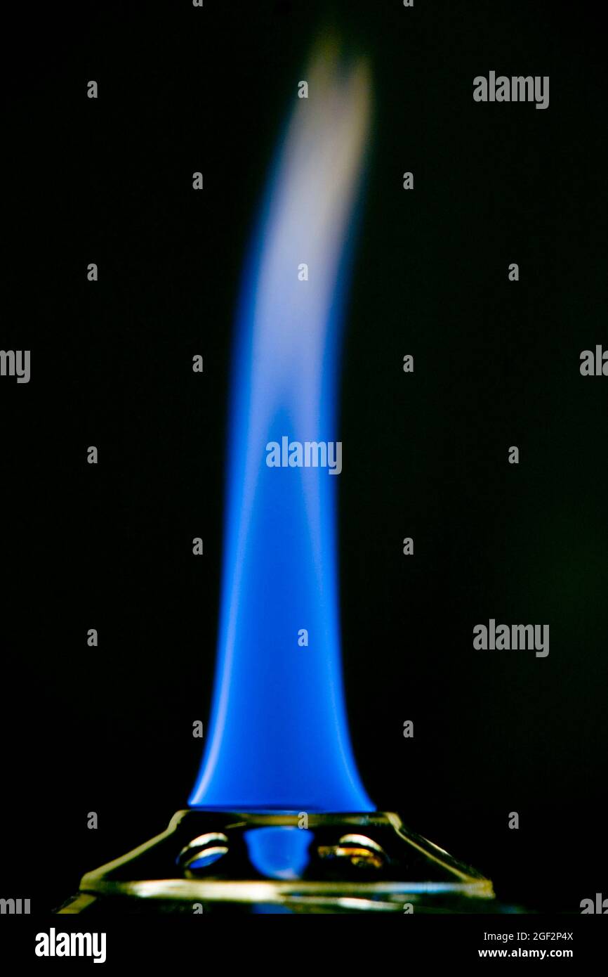 Blue flame hi-res stock photography and images - Alamy