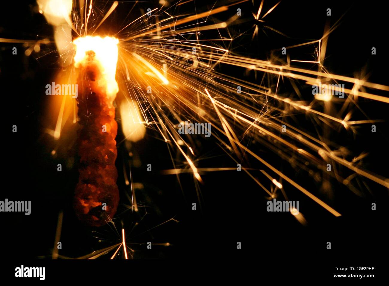 Sparkler burns hi-res stock photography and images - Alamy