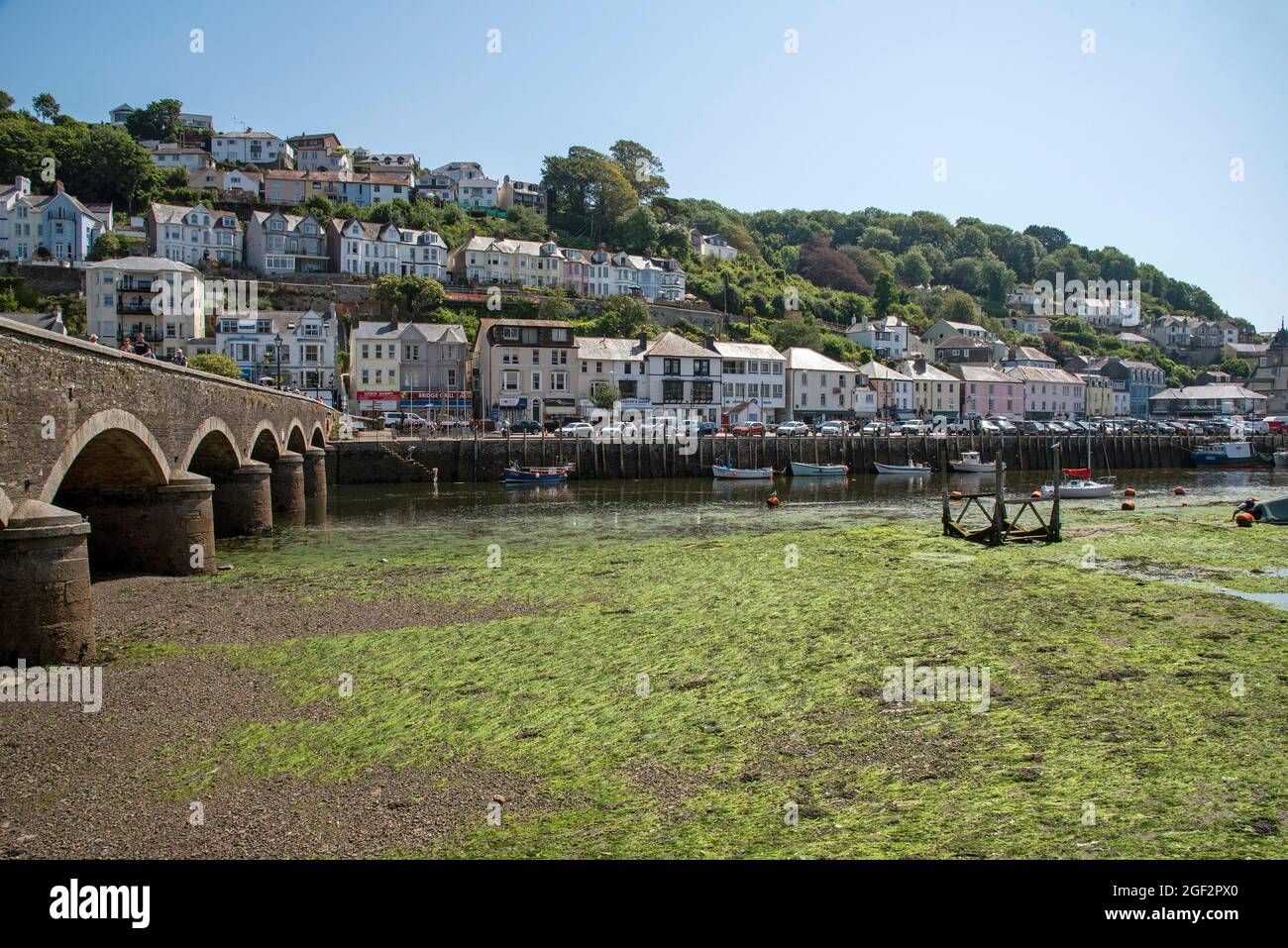 Looe town centre hi-res stock photography and images - Alamy