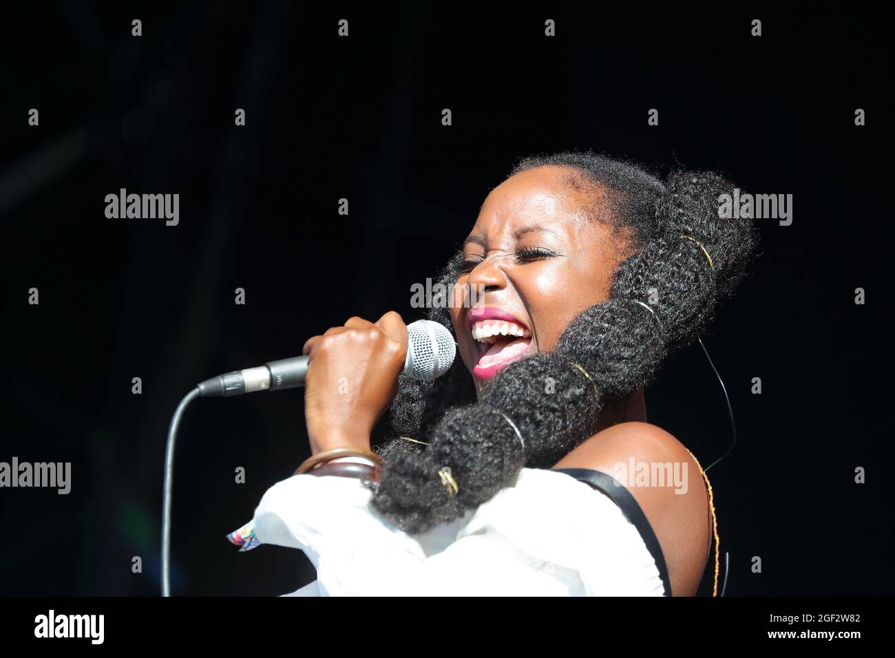 Caron Wheeler of Soul II Soul performed live on stage at the Rewind ...