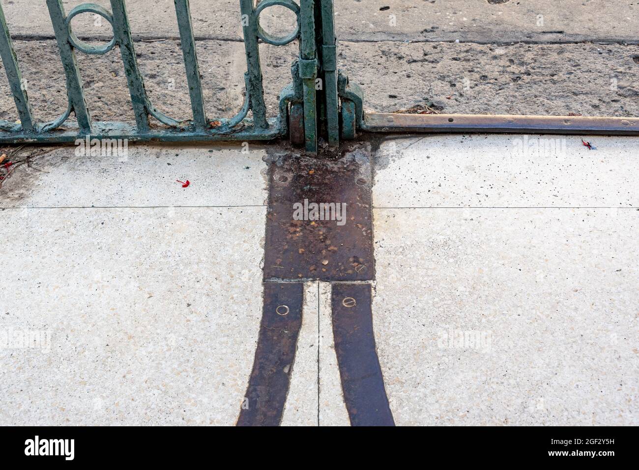 Architectural feature on entrance gate, Santiago de Cuba, Cuba, 21 ...
