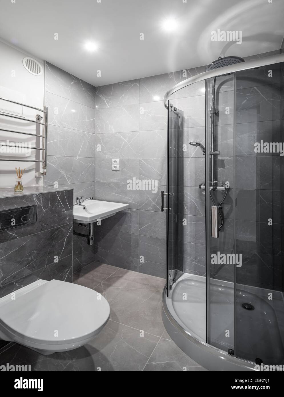 Luxury Apartment Bathroom