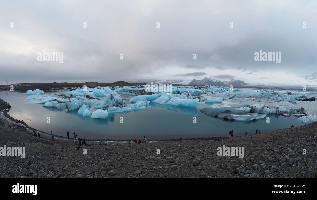 Amazing view of the Jokulsarlon glacier lagoon in Iceland Stock Photo ...