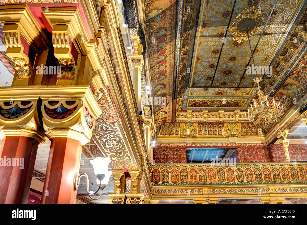 Tempel synagogue krakow hi-res stock photography and images - Alamy