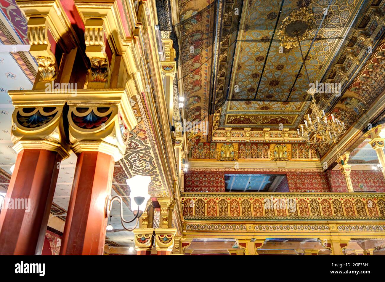 Tempel Synagogue, Krakow, HDR Image Stock Photo - Alamy