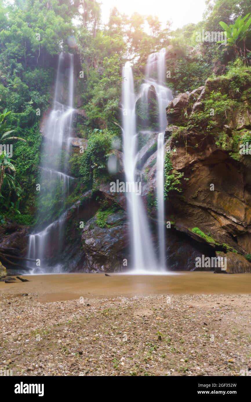Mork fa waterfall hi-res stock photography and images - Alamy