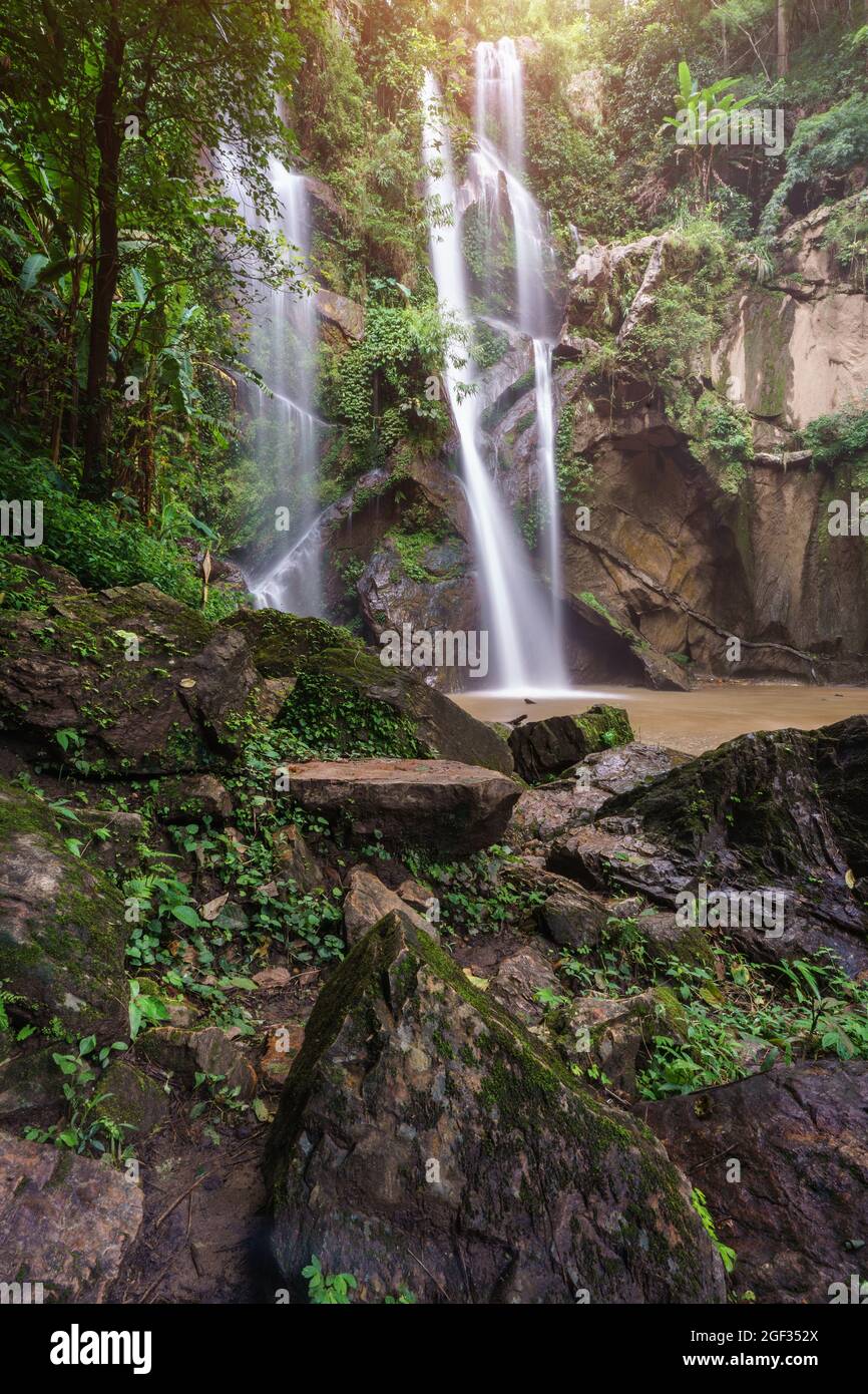 Mork fa waterfall hi-res stock photography and images - Alamy