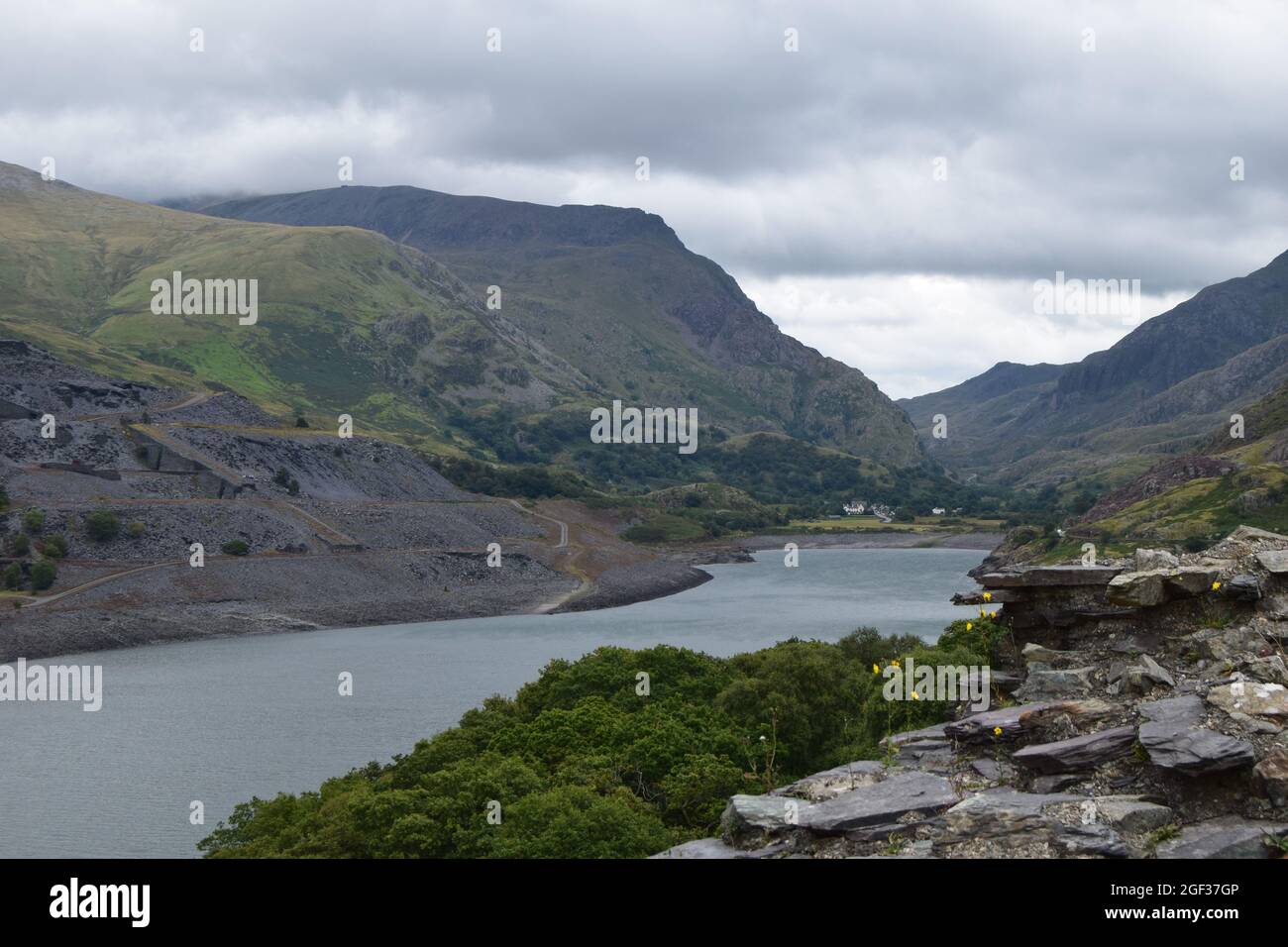 Slate quarries North Wales Stock Photo - Alamy