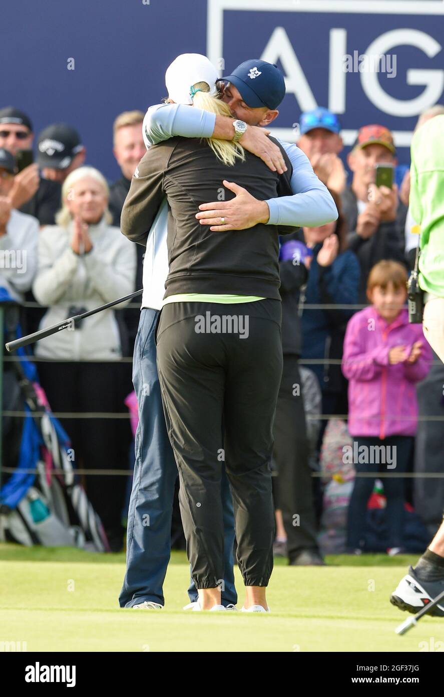 SwedenÕs Anna Nordqvist embraces her husband Kevin McAlpine on the 18th ...