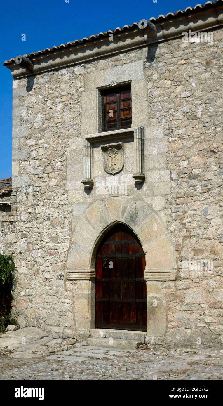 Francisco pizarro armor hi-res stock photography and images - Alamy