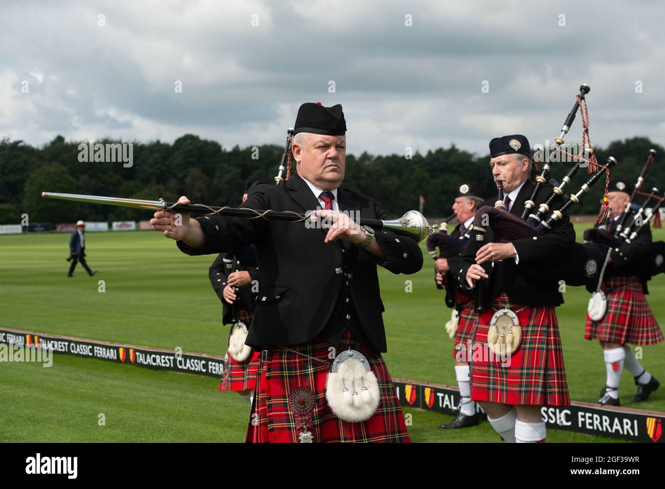 Scots guards association hi-res stock photography and images - Alamy