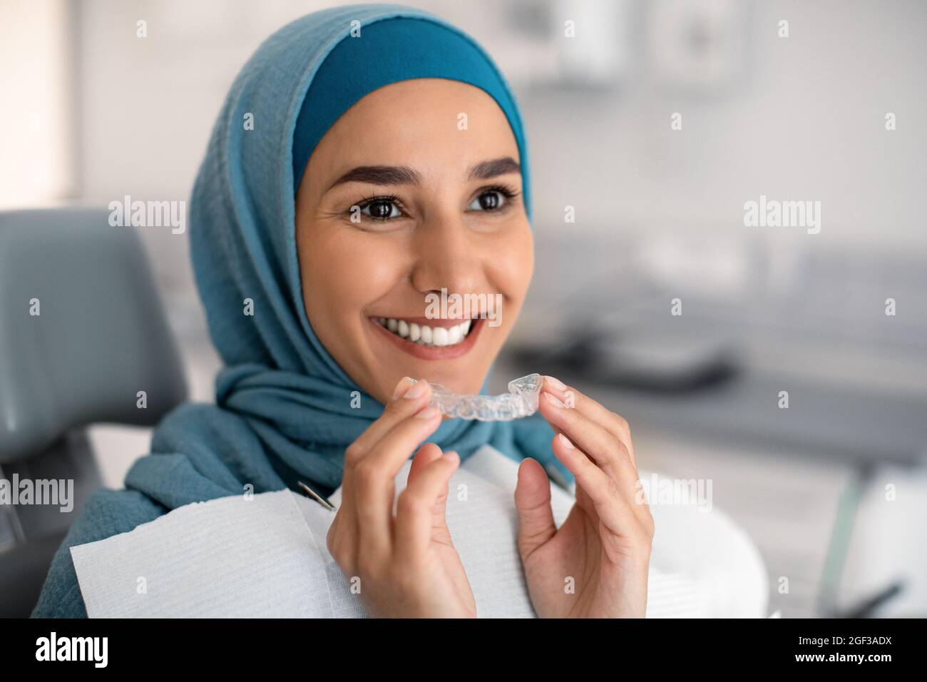 Invisalign aligner treatment hi-res stock photography and images - Alamy