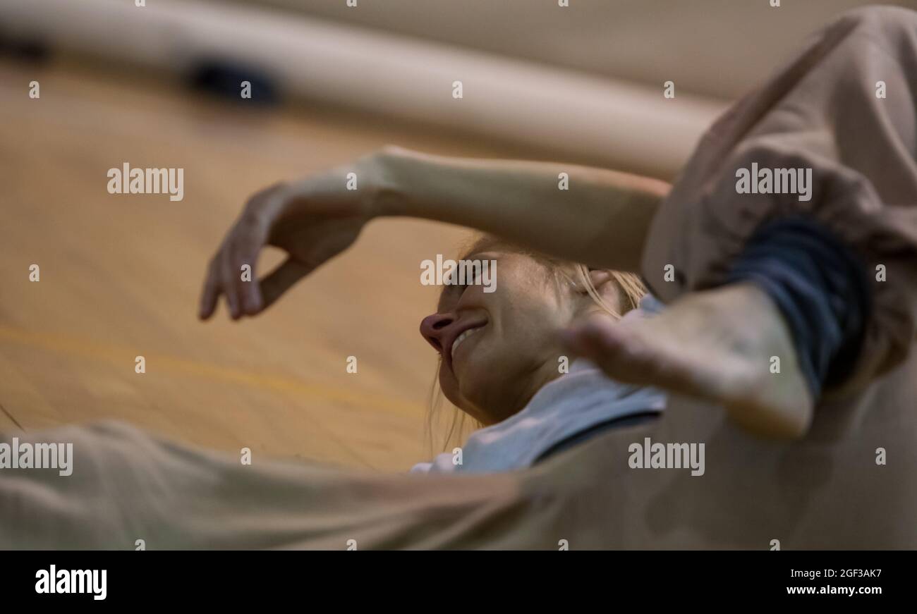 couple dancers contact hands in contact improvisation performance Stock ...