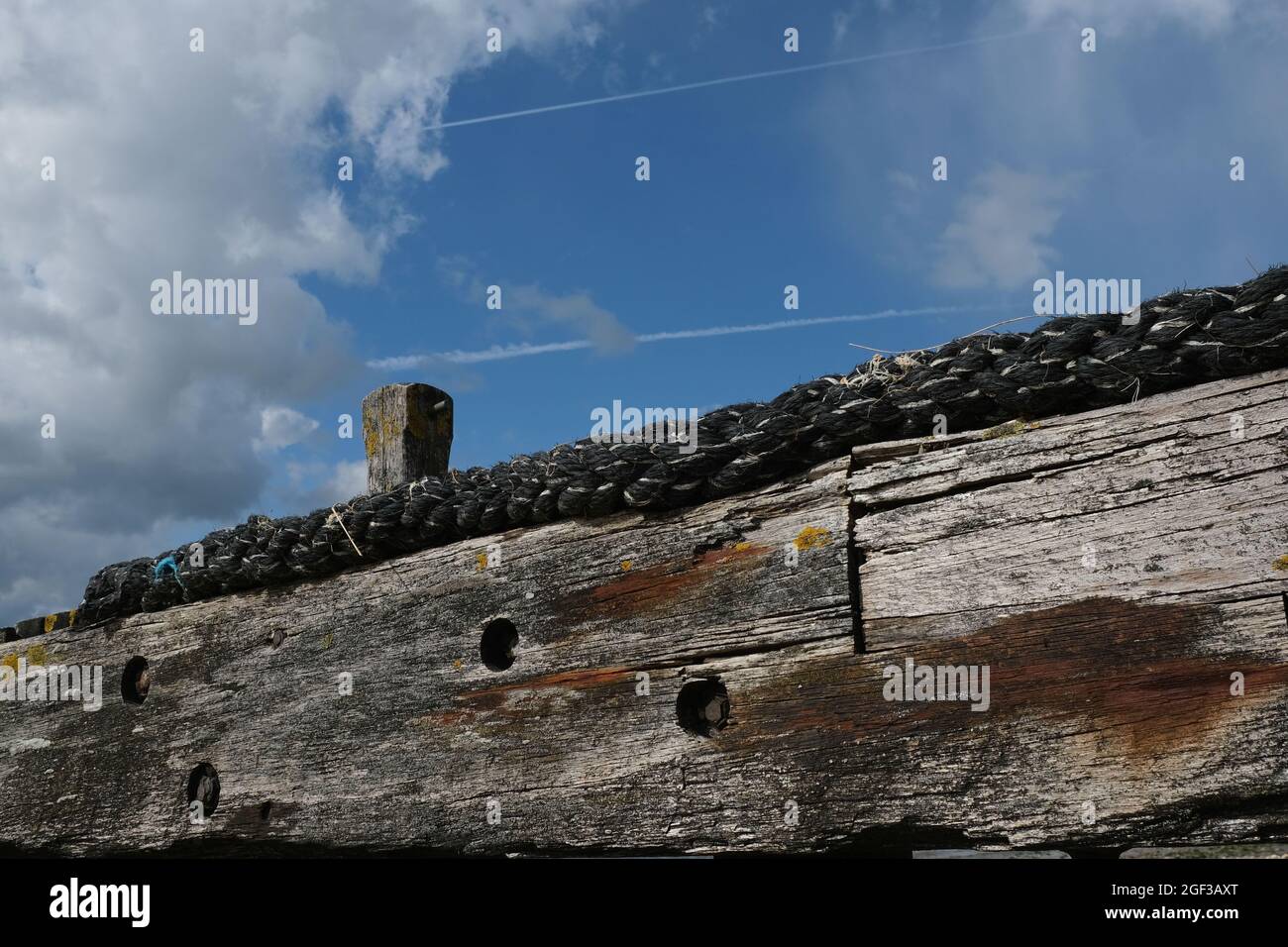 Ferryside beach hi-res stock photography and images - Alamy