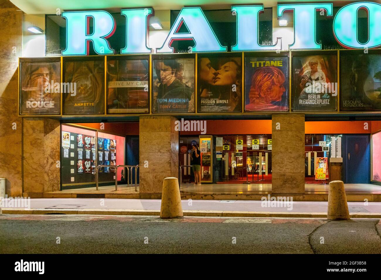 Film posters hi-res stock photography and images - Alamy