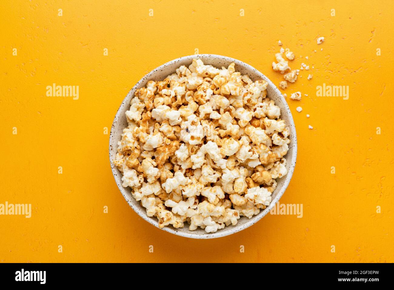 Popcorn isolated top view hi-res stock photography and images - Alamy