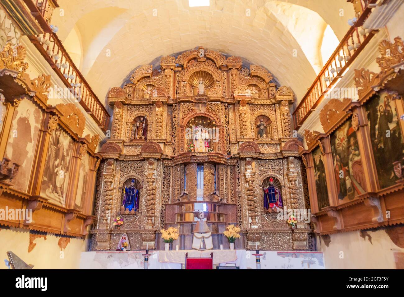 YANQUE, PERU - MAY 29, 2015: Interior of a church in Yanque Village ...