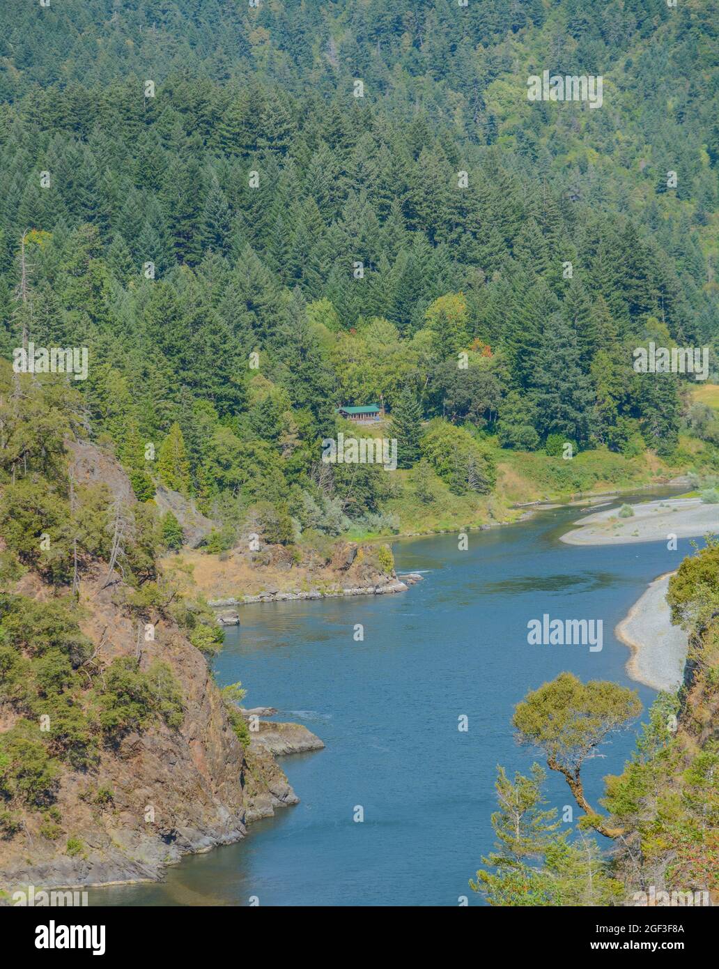 The Rogue River flowing through the Siskiyou National Forest in Oregon ...