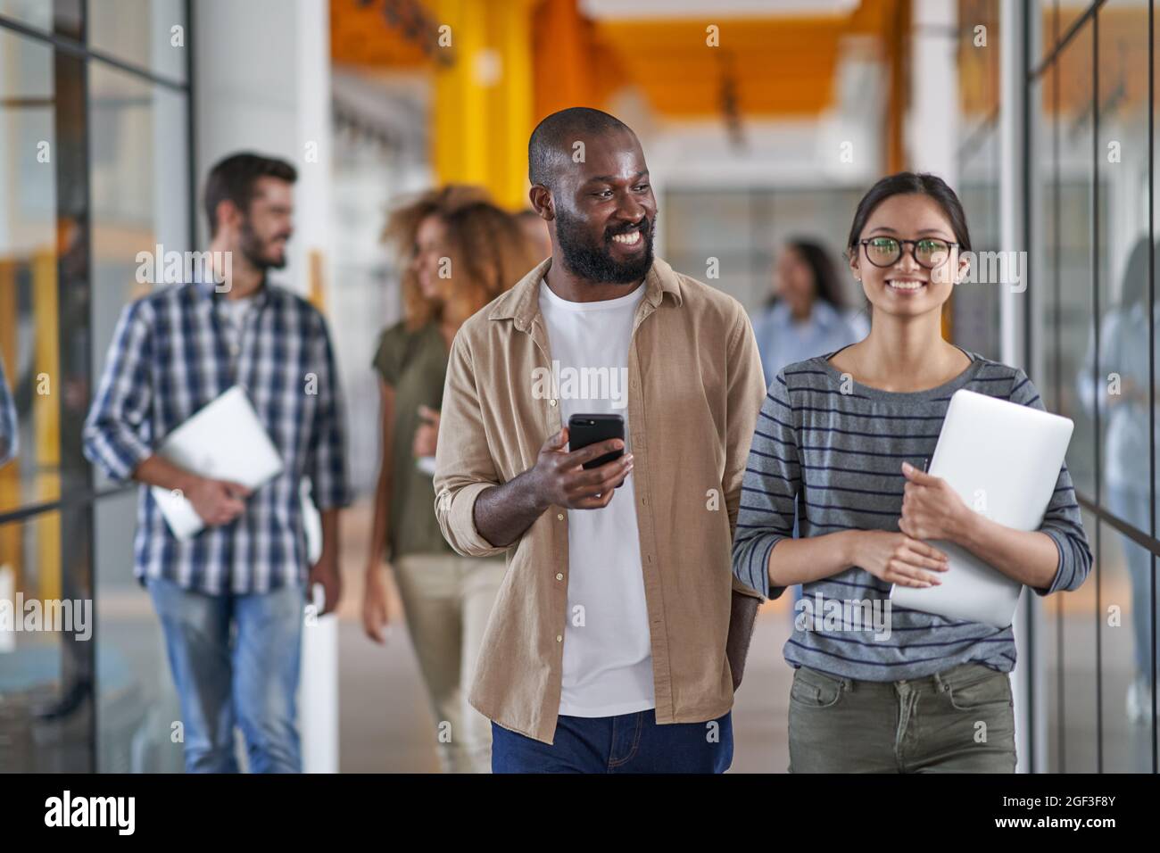Asian american man speaking hi-res stock photography and images - Alamy