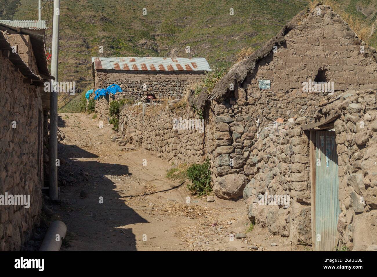 Poor wall peru hi-res stock photography and images - Alamy