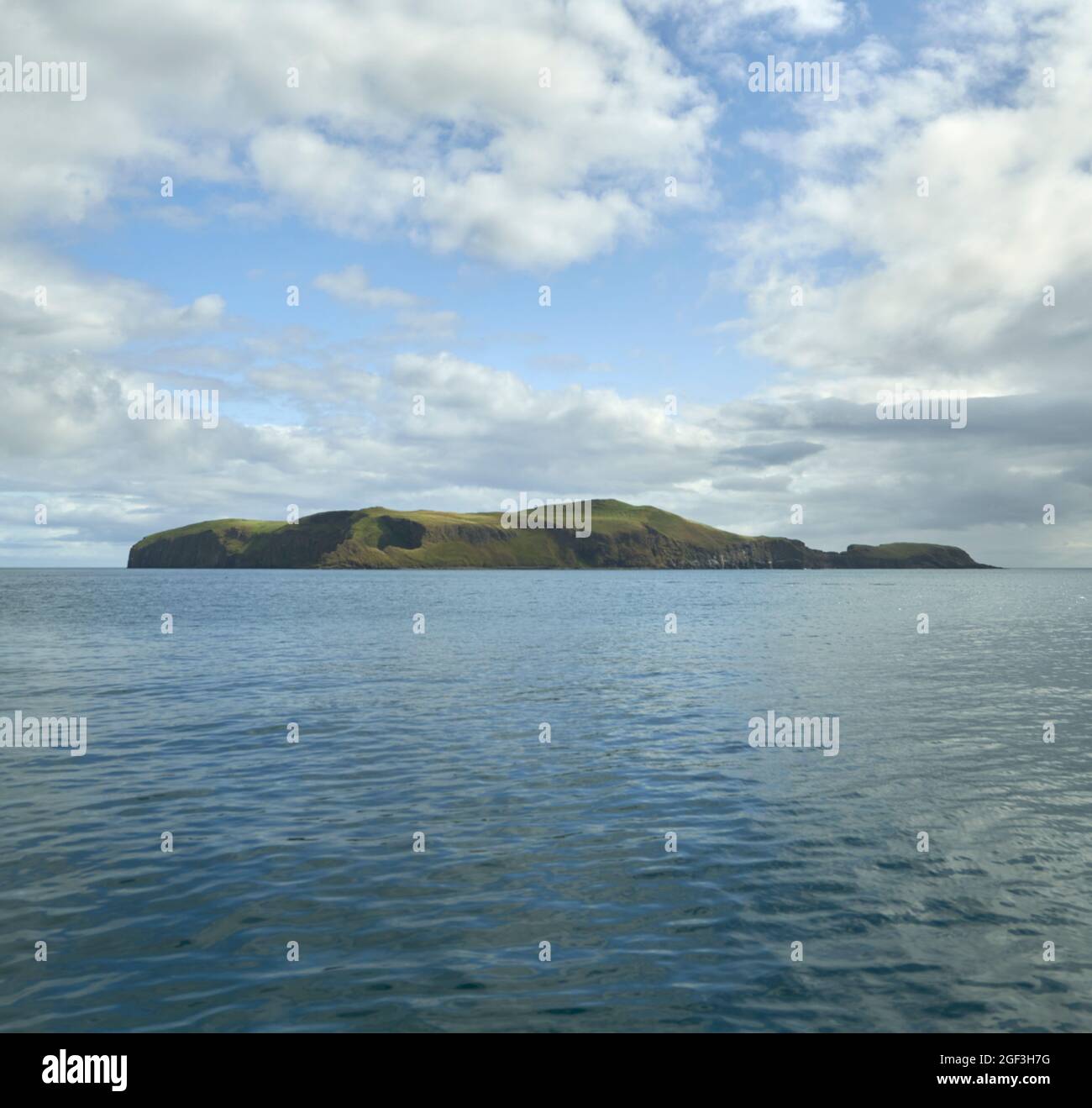 The shiant isles hi-res stock photography and images - Alamy