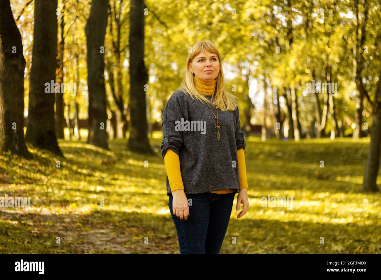 Vibrant woman in 40s hi-res stock photography and images - Alamy