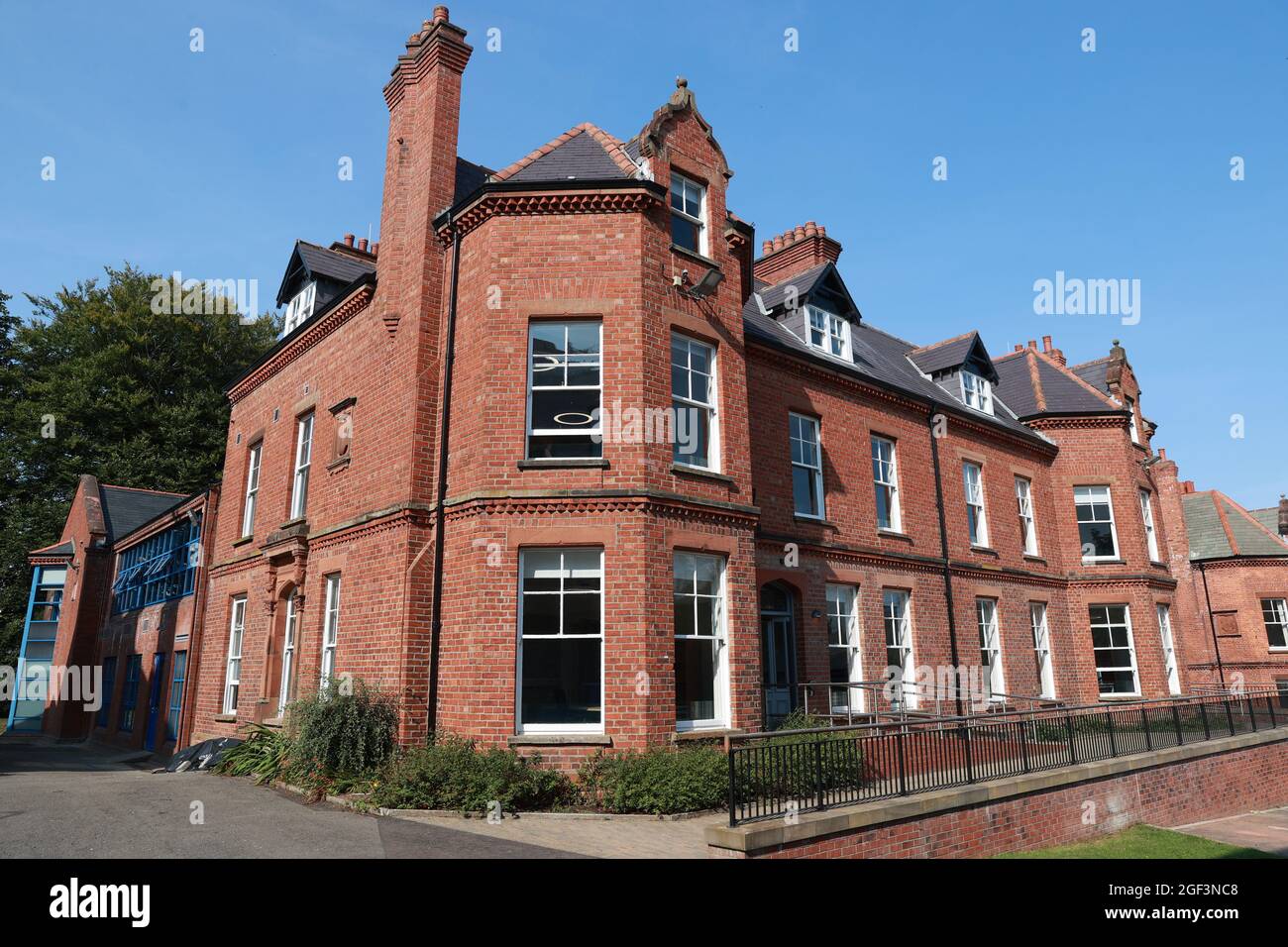 The MB building, which will be the School of Medicine at the Magee ...
