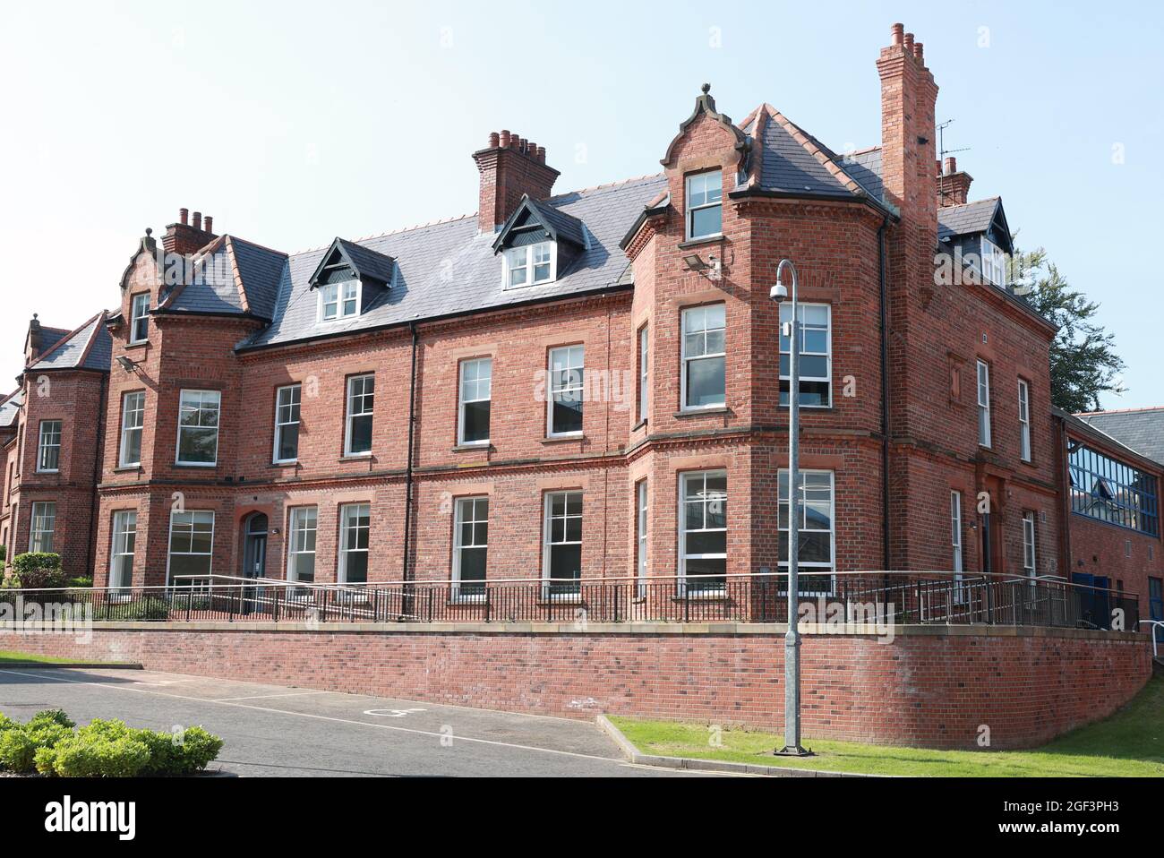 The MB building, which will be the School of Medicine at the Magee ...