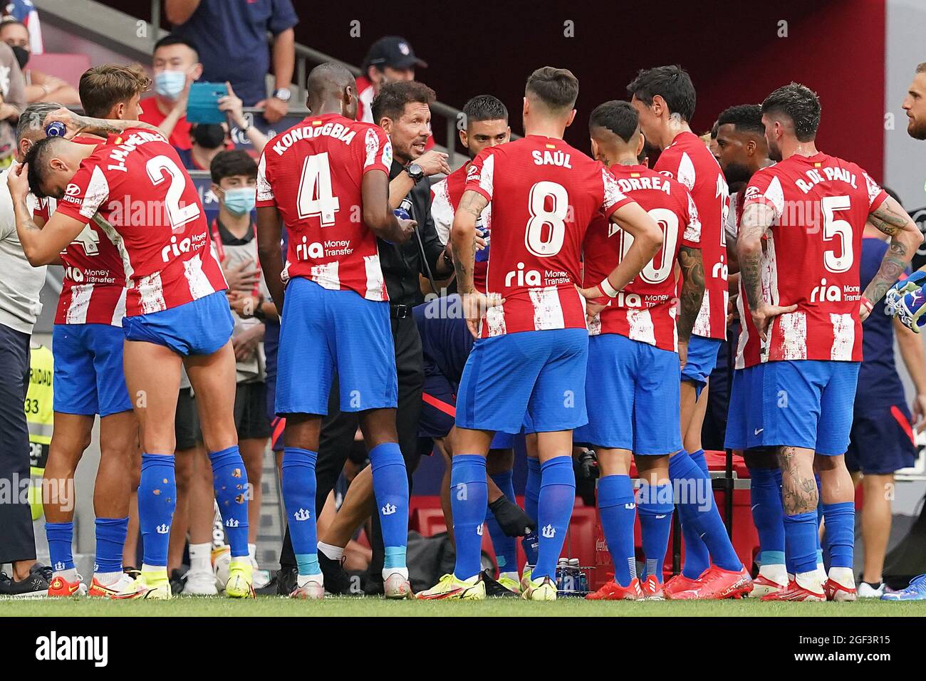 Atletico de Madrid's coach Diego Pablo Cholo Simeone with his players ...