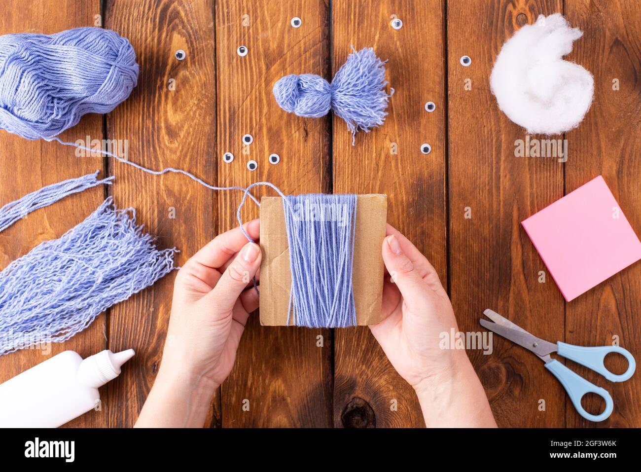 How to make a cute thread bird for decoration. Children's art project ...