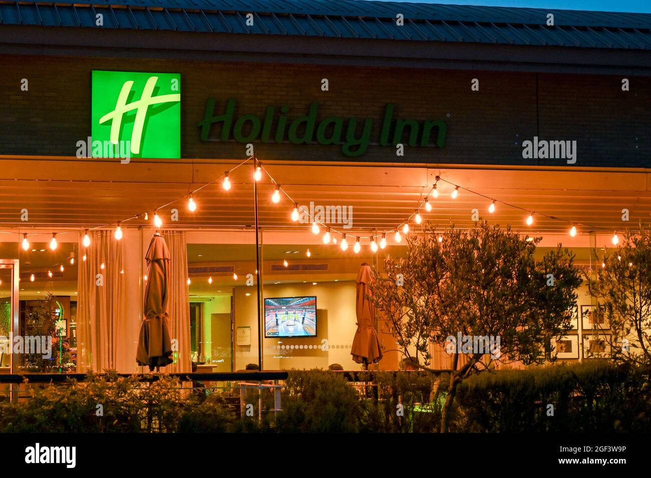 Oxford, England - June 2021: Illuminated sign on the outside wall of ...