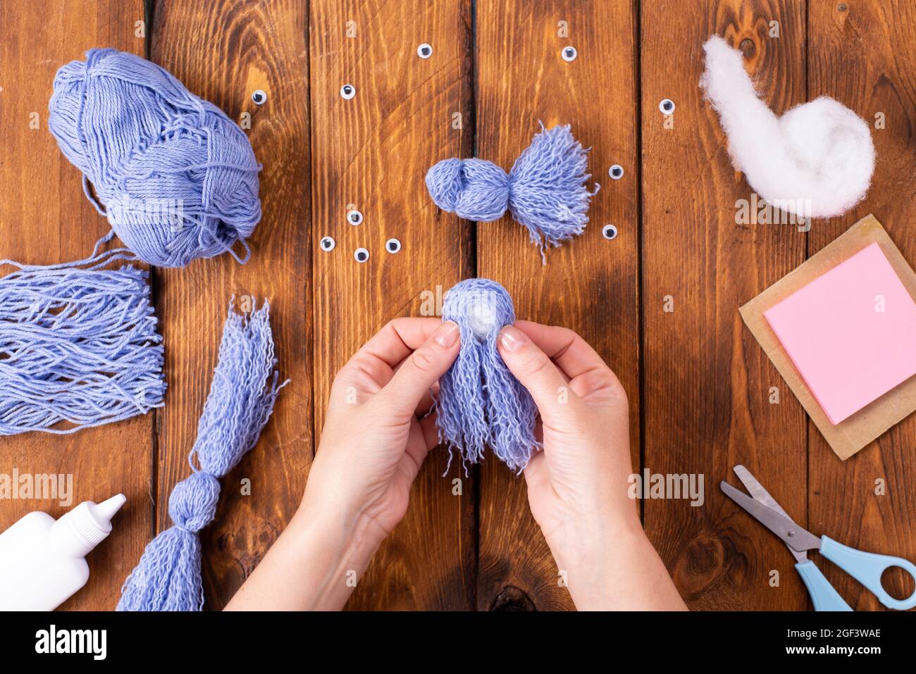 How to make a cute thread bird for decoration. Children's art project ...
