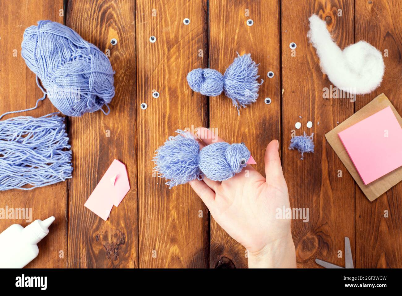 How to make a cute thread bird for decoration. Children's art project ...