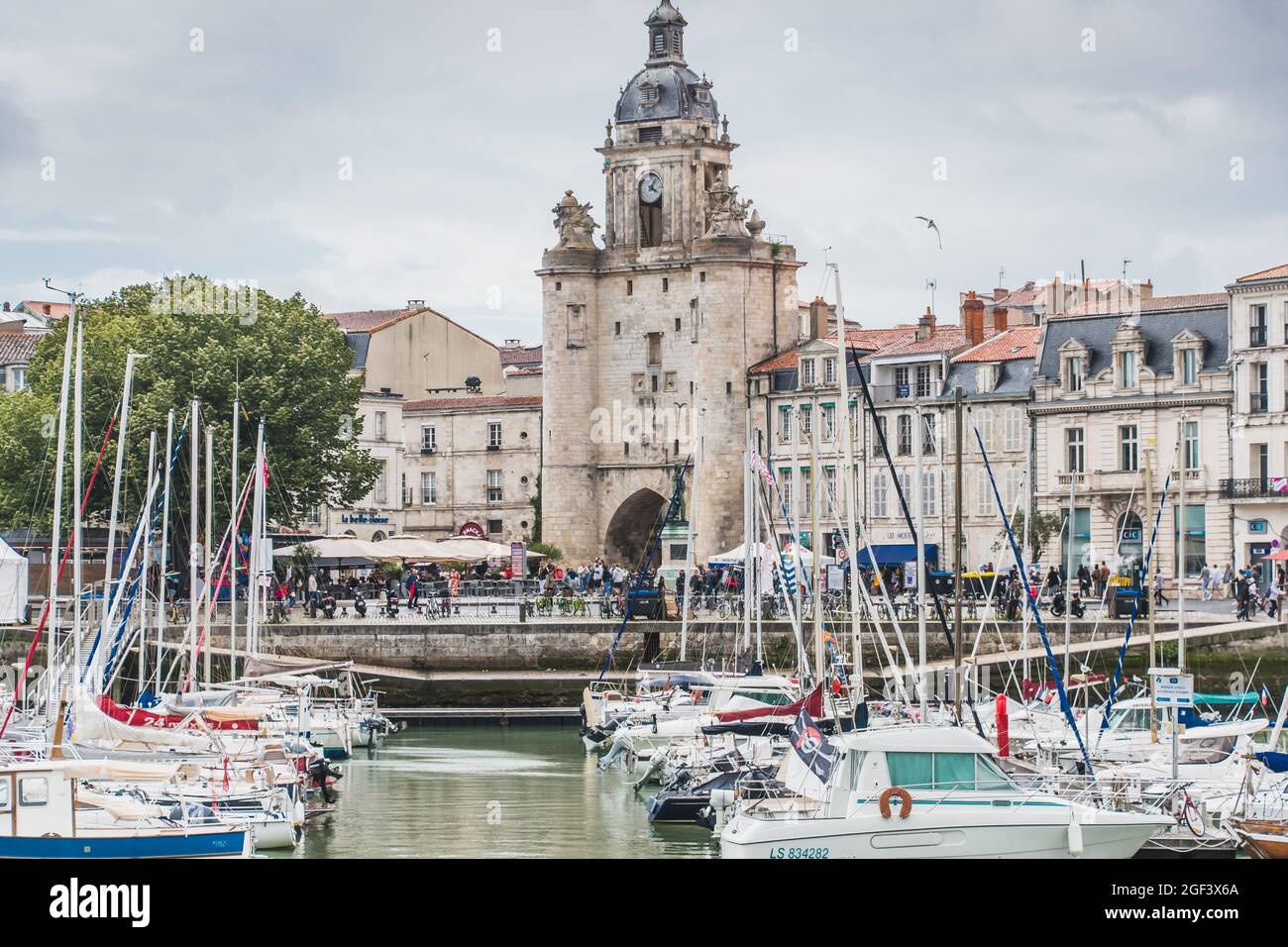 France la rochelle centre ville hi-res stock photography and images - Alamy