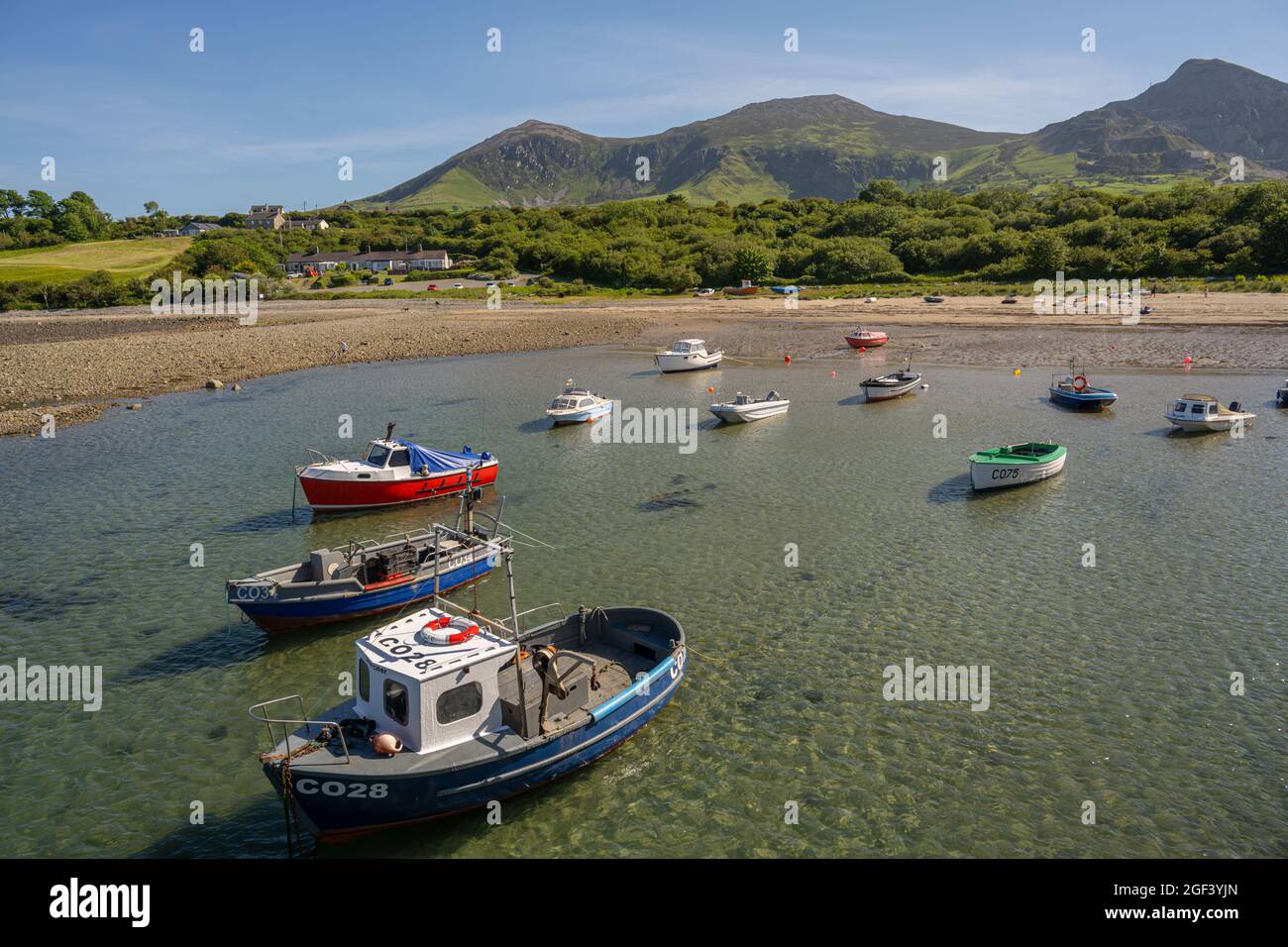 Looking along the North coast of the Llyn peninsula from above Nant ...