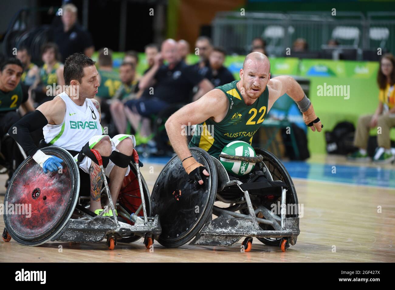 Sport wheelchair rugby action hi-res stock photography and images - Alamy
