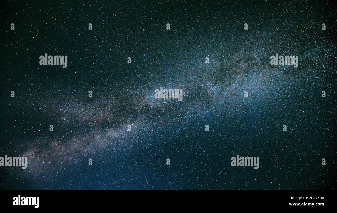 Real night sky hi-res stock photography and images - Alamy