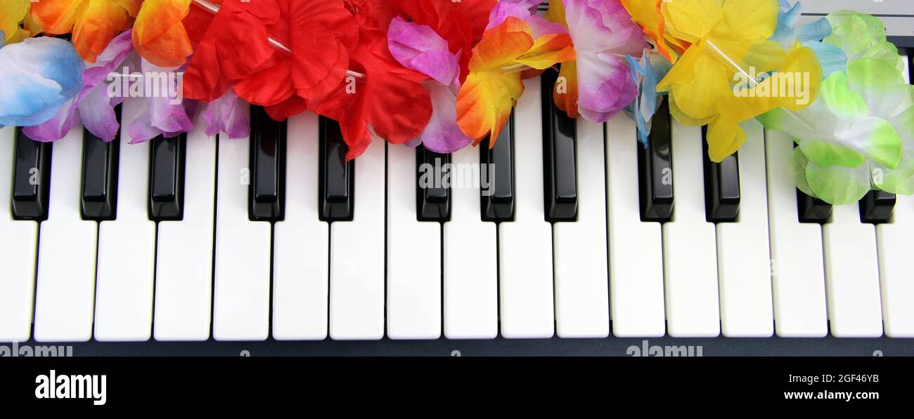 Piano hawaii hi-res stock photography and images - Alamy