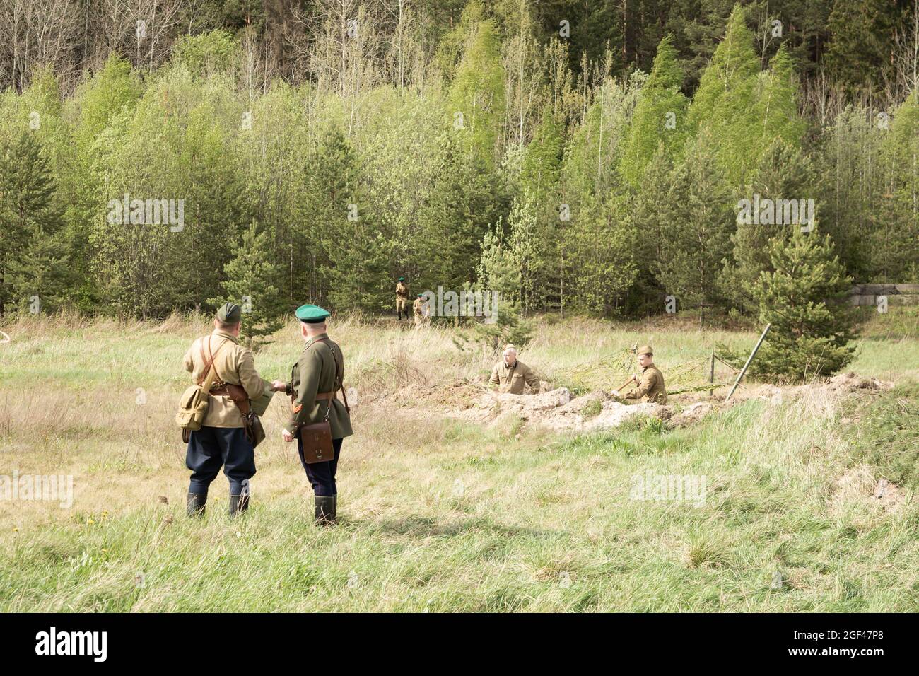 Wwii german infantry forest hi-res stock photography and images - Alamy