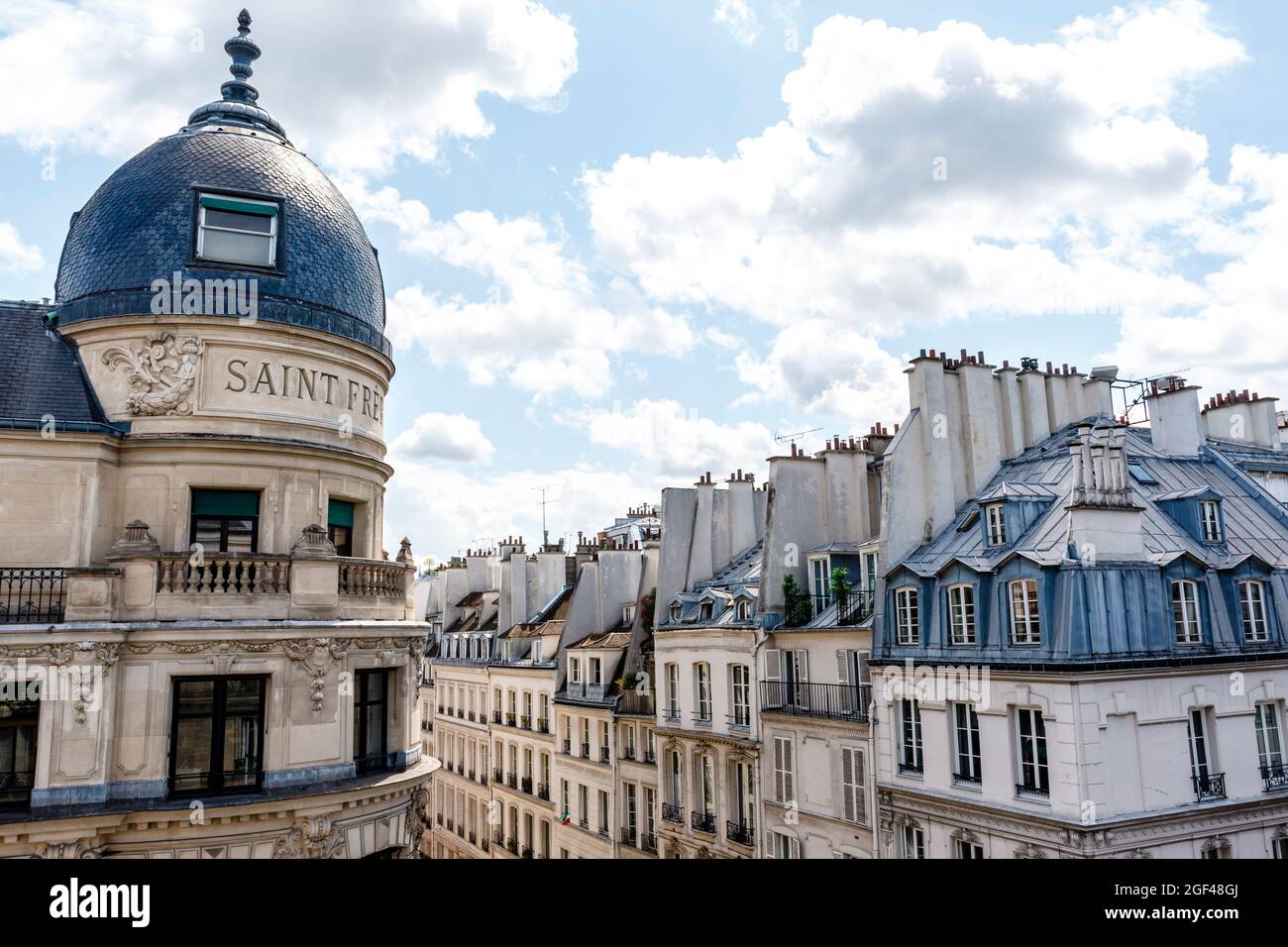 Parisian architecture france hi-res stock photography and images - Alamy