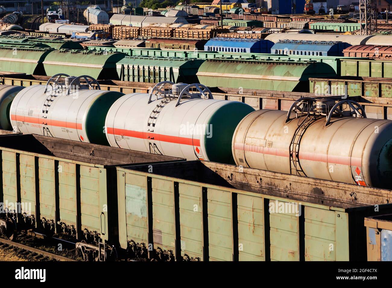 Lumber rail car hi-res stock photography and images - Alamy